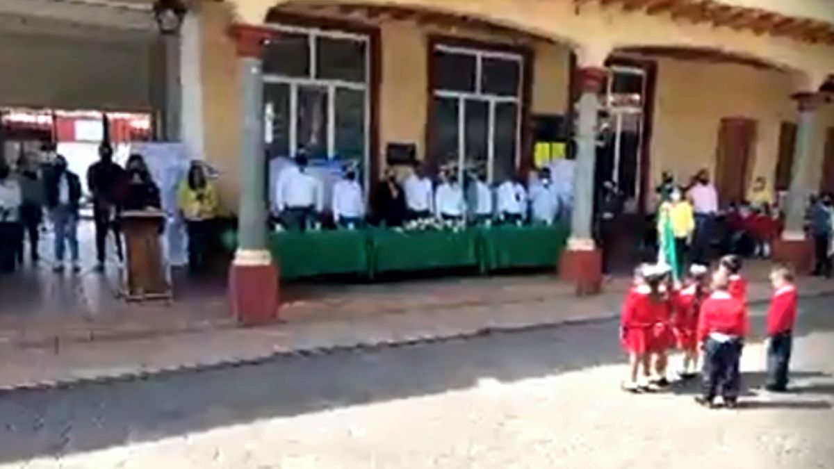Conmemoran en Tocumbo el natalicio de Benito Juárez